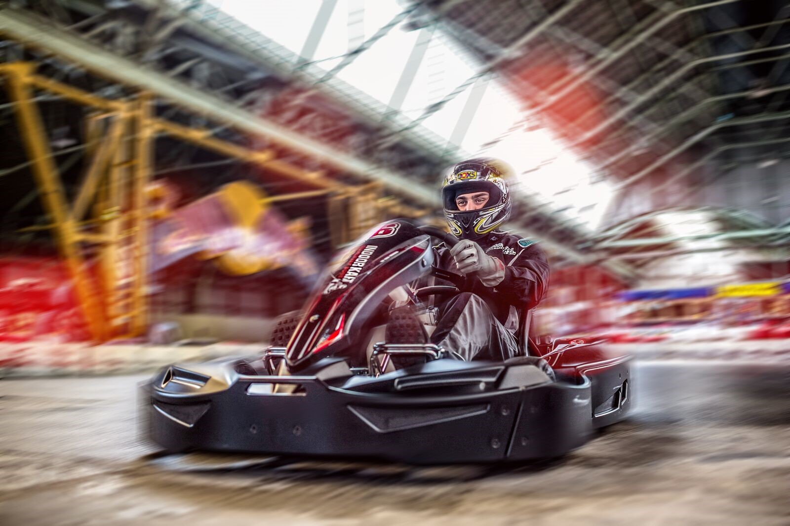 Kartbahn Bous | INDOOR KART Stahlwerk Bous